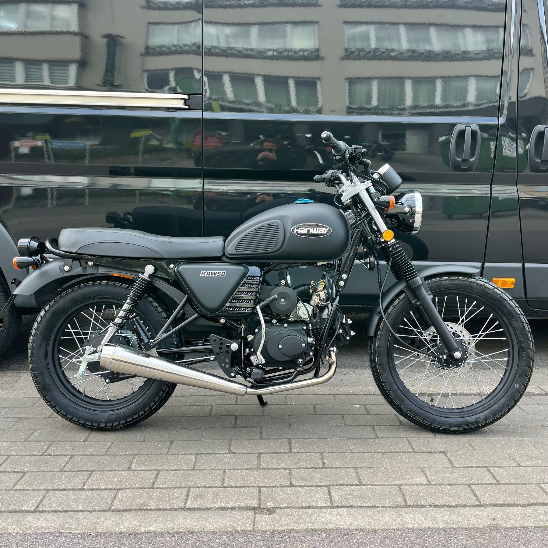 Hanway Classic/Raw 50cc - Dull Black – Antwerp Bike Store